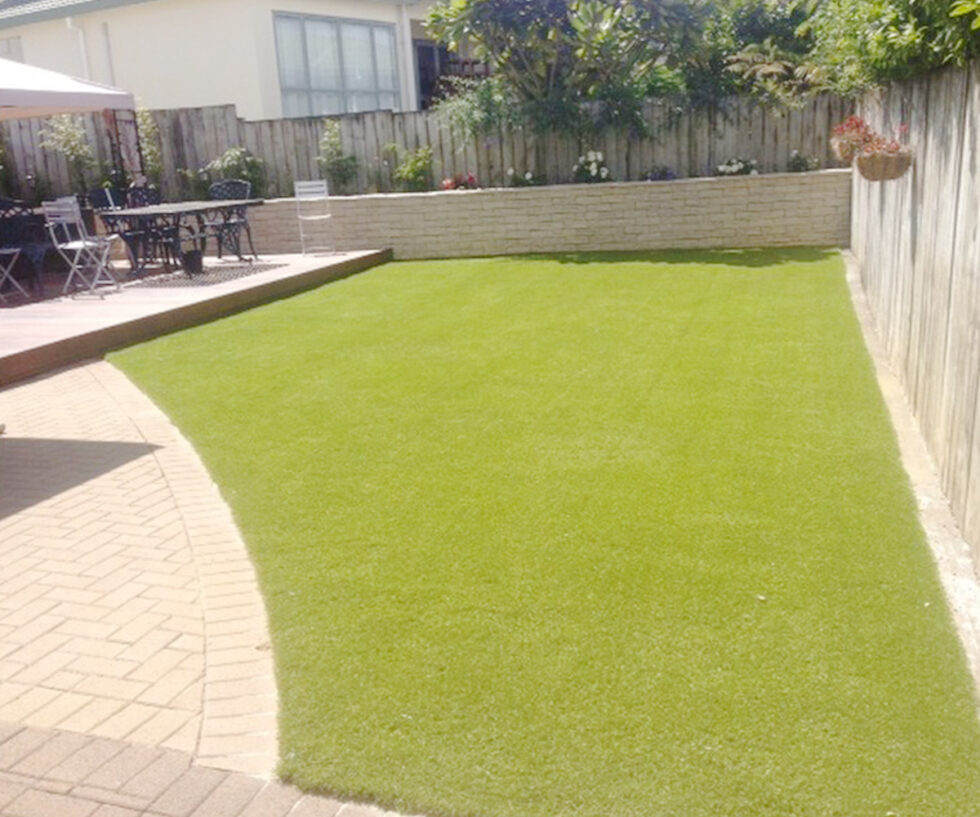 Urban Everlawn - Grass won't grow. Urban Turf case study